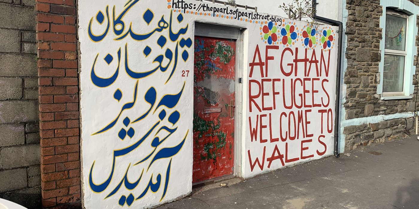 Splott artist uses mural to welcome Afghan refugees in their own language