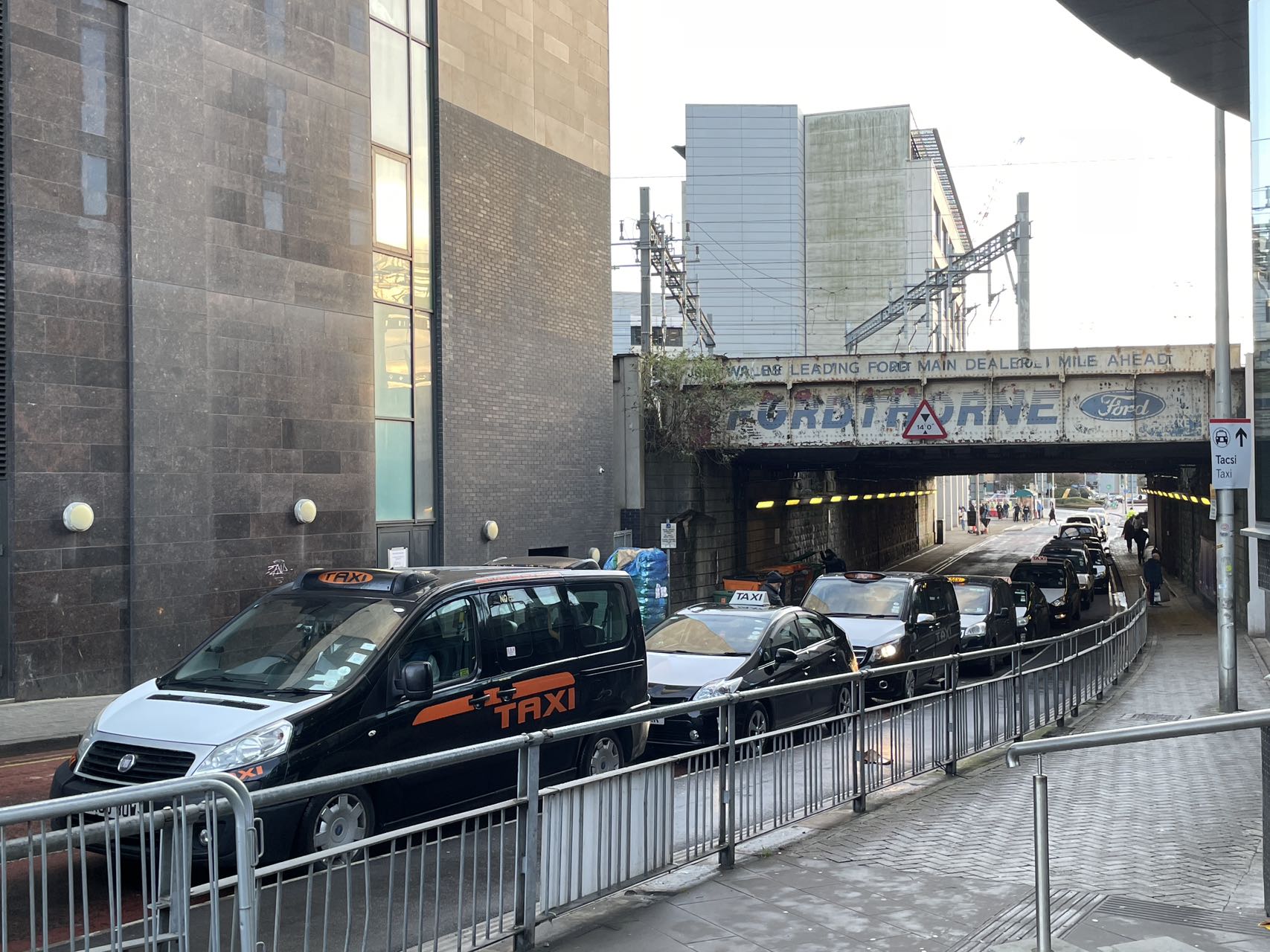 Cardiff Taxi Drivers Unhappy with Council's Plan for More Taxis ...