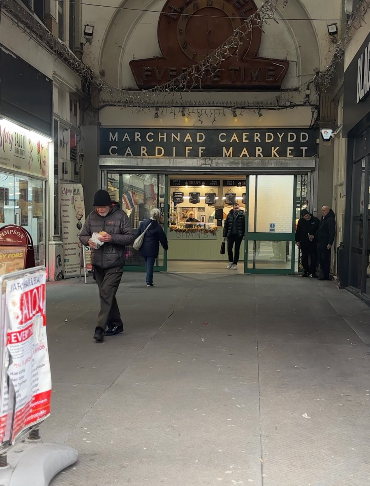 As the UK Economy Revives, Cardiff Market stalls struggle to Keep Up ...