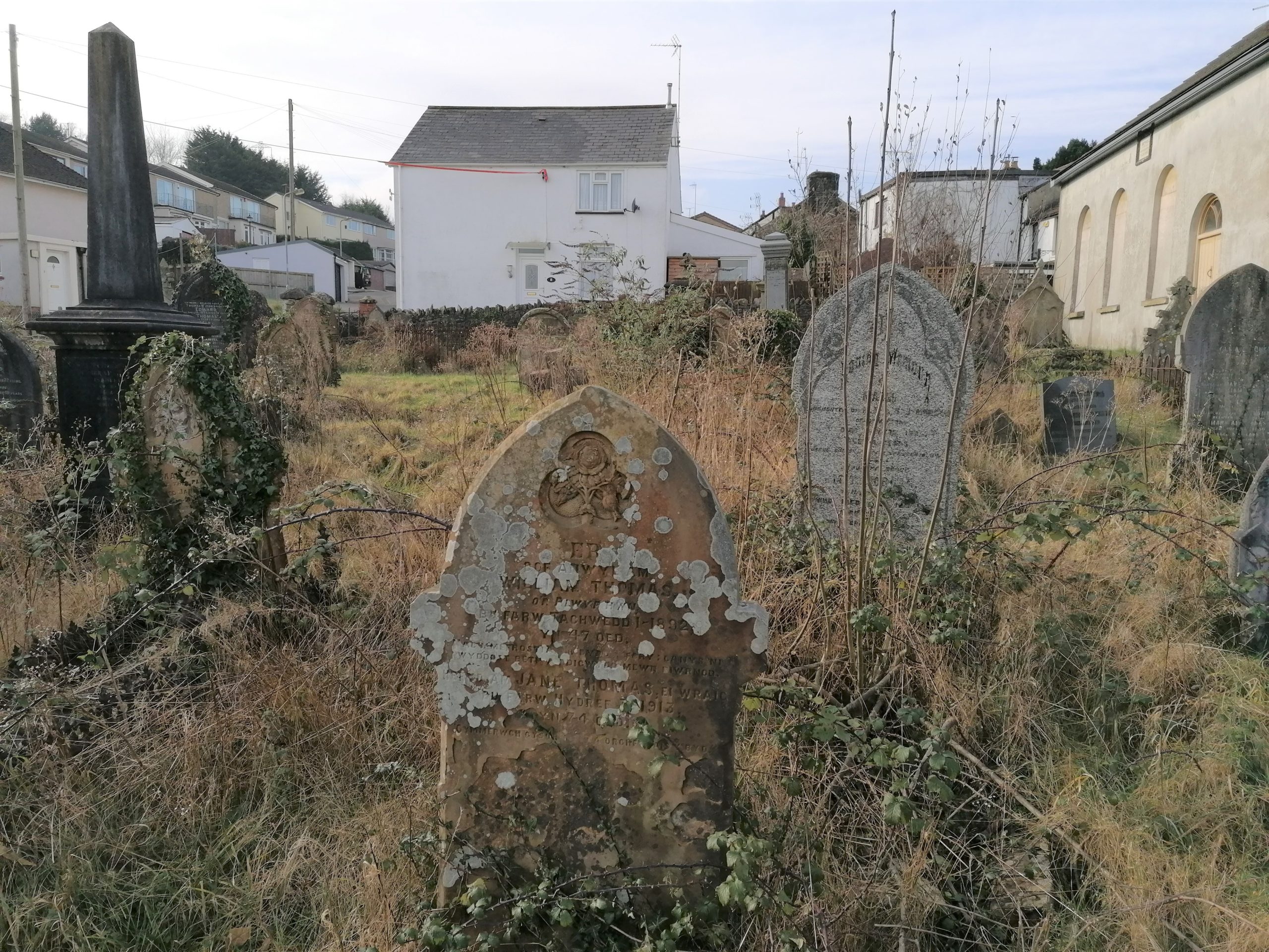 Residents' anger about derelict graveyard - CJS News