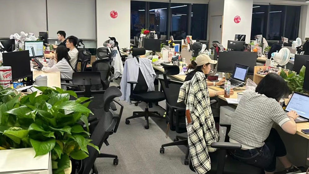 Lying flat: Young Chinese escape overwork and return to family homes ...