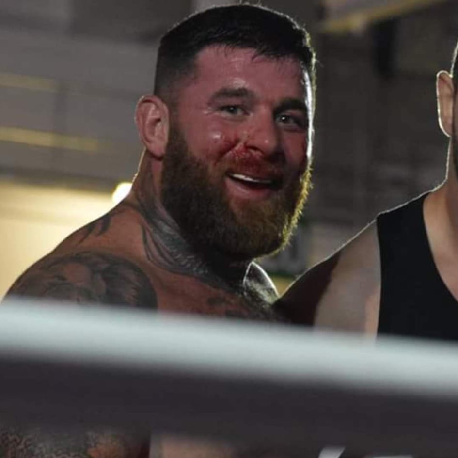 'It's about setting an example': The boxer who donates all his hard ...