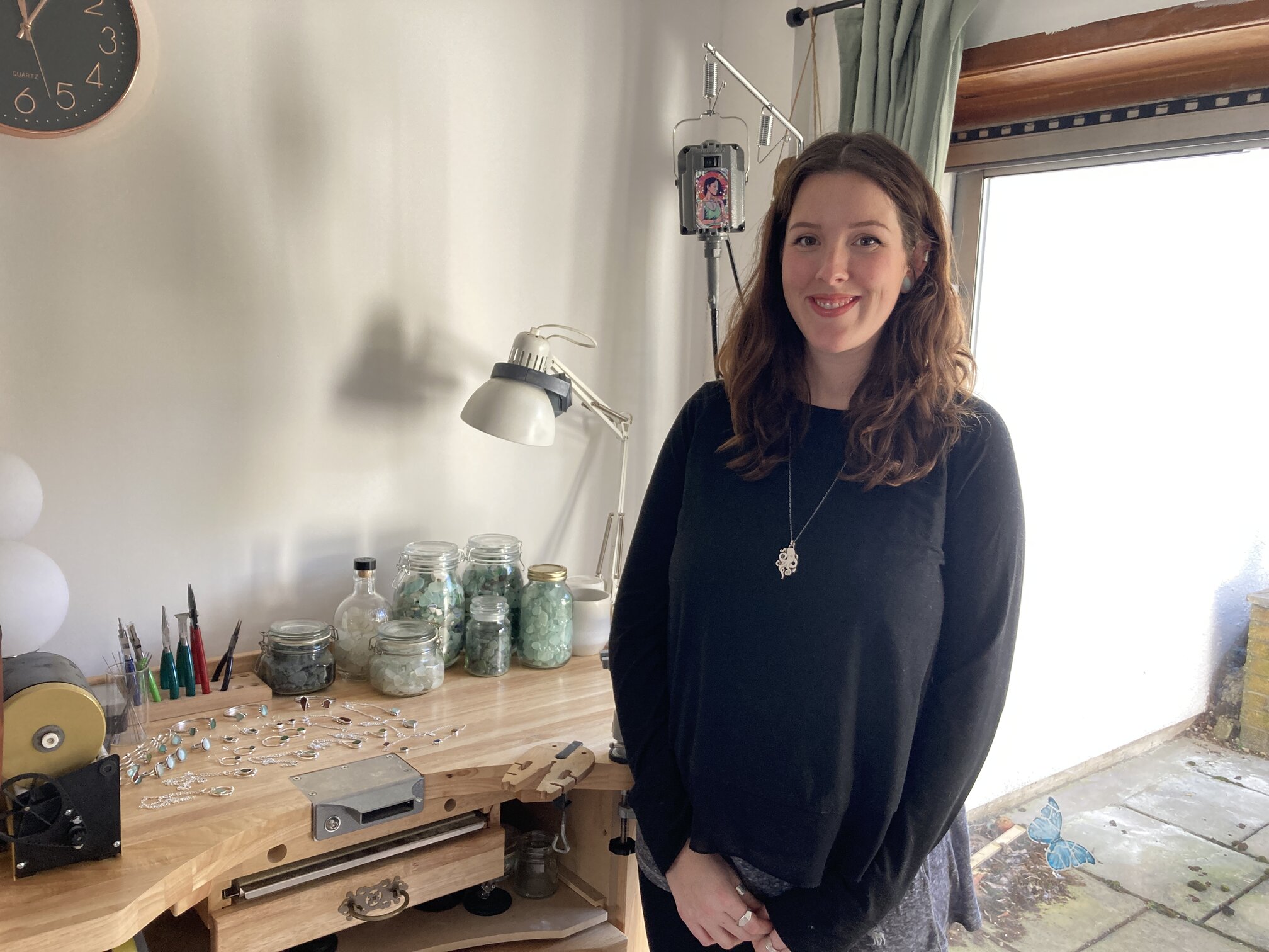 Meet the woman who turns sea glass into gems - The Cardiffian