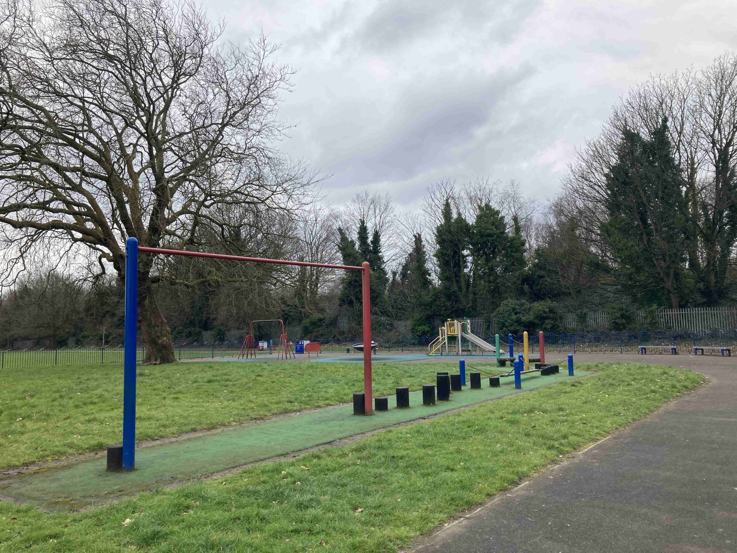 Hundreds sign petition calling for 'neglected' Splott Park to be ...