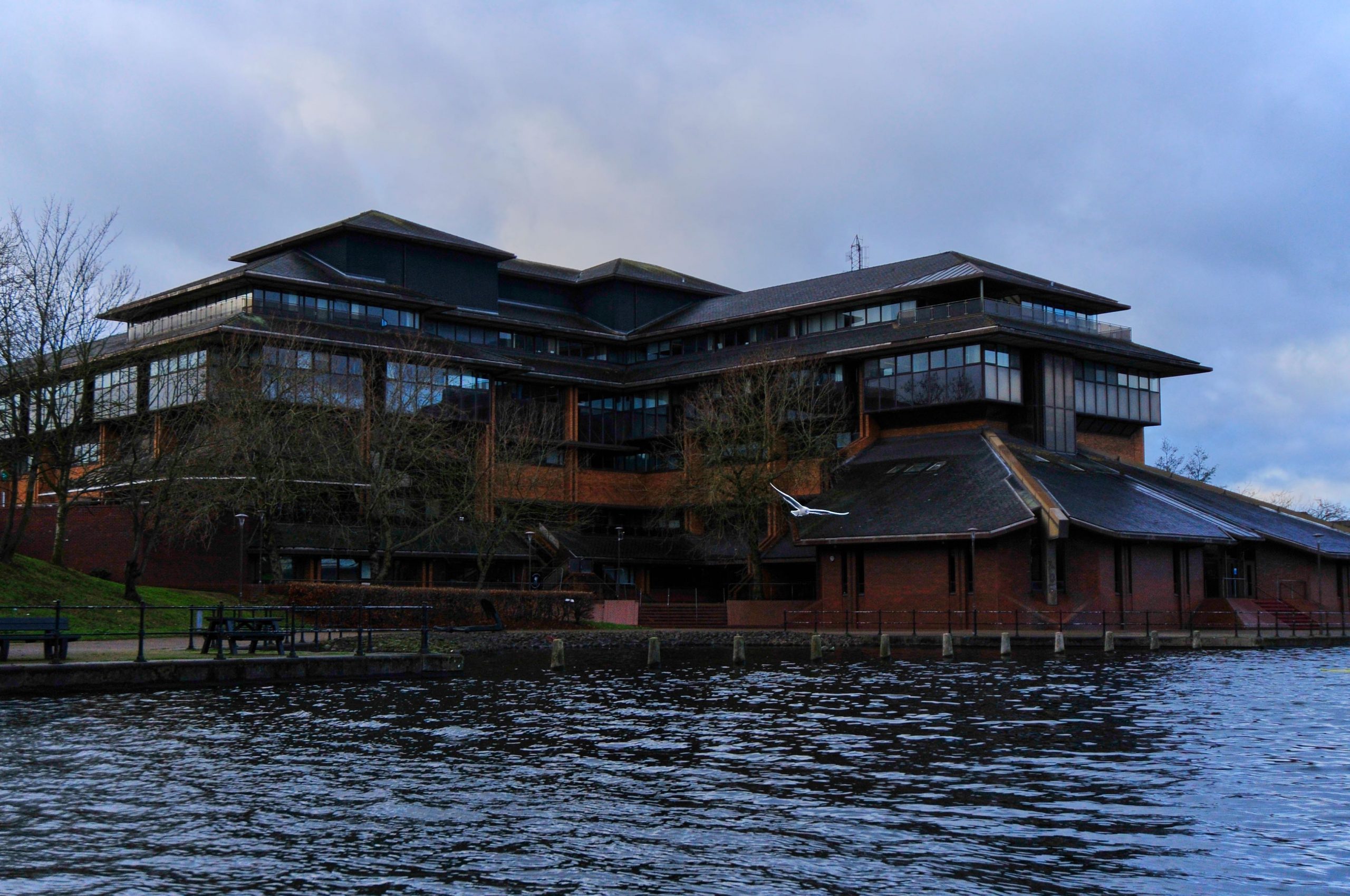 Cardiff Council’s gender pay gap increases - The Cardiffian