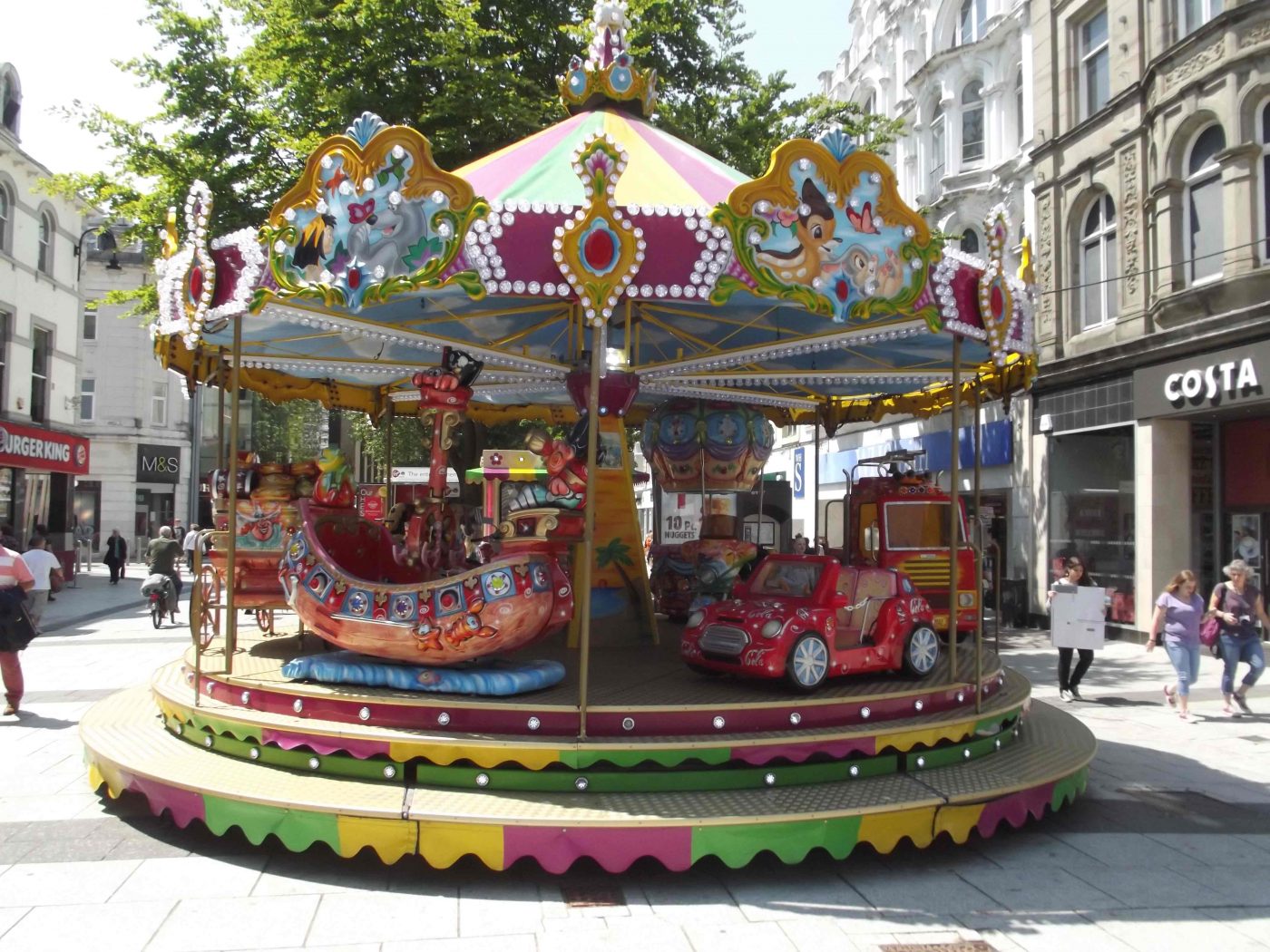 Queen Street's 'charming' carousel to be replaced after nine years ...